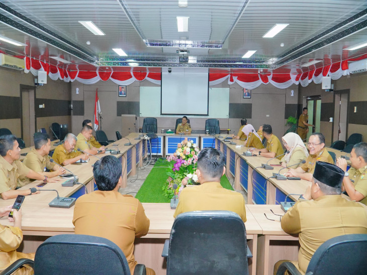 Pj Bupati Kampar Pimpin Rapat Kesiapan Camat Dalam Rangka Sukseskan Pemilu 2024 – MataAura